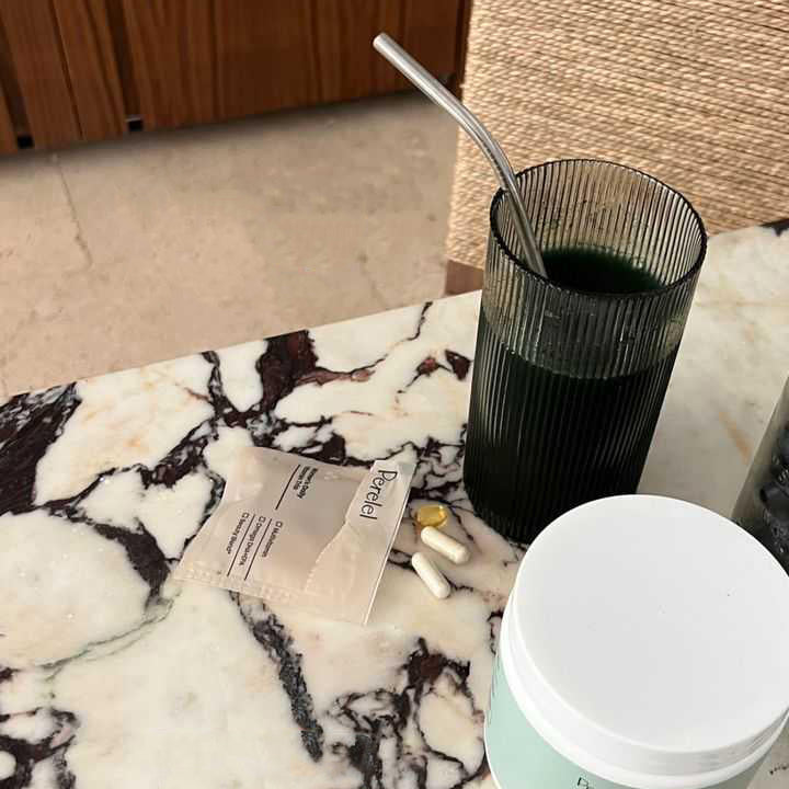 Pregnancy-Safe Greens Powder - Synbiotic Greens | Perelel